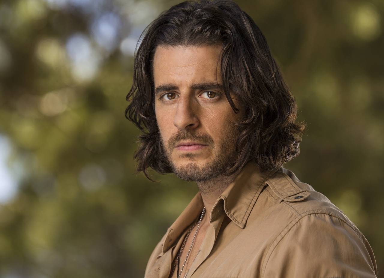 Diễn viên Jonathan Roumie: “Mọi vinh quang thuộc về Chúa!” - JNews